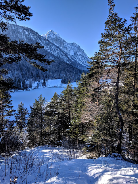 Munich and Company: Winterliche Wanderung in Mittenwald - Promenade ...
