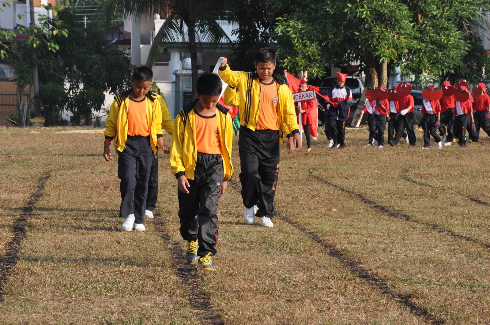 SEKOLAH KEBANGSAAN TAMAN RAKYAT