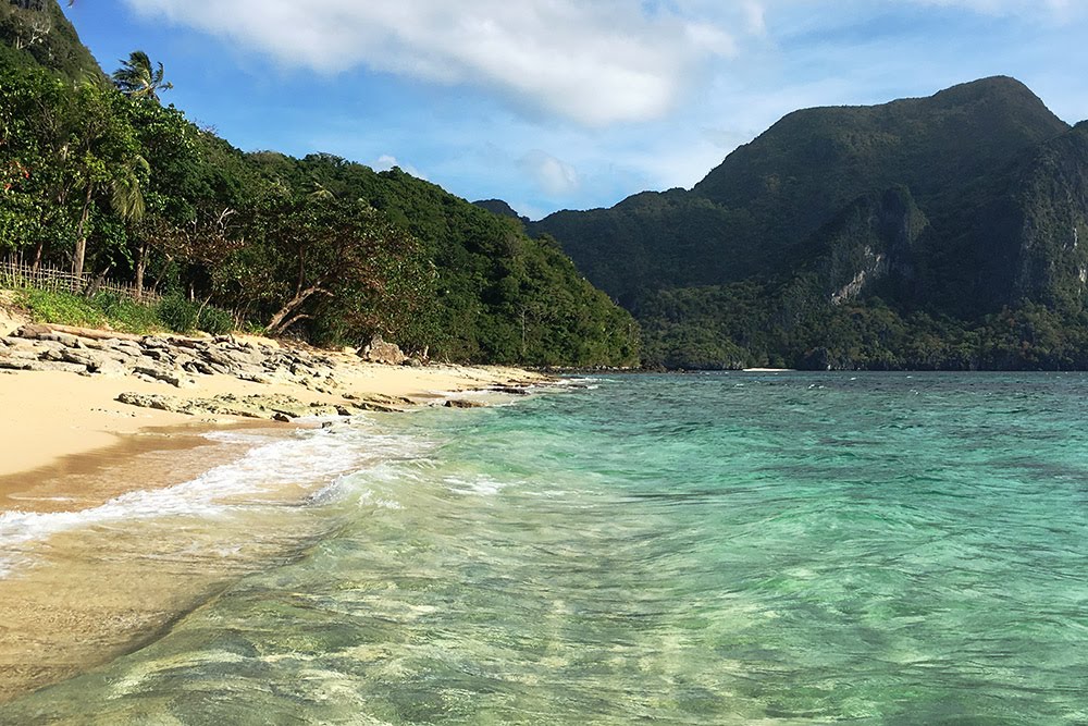 Helicopter Island - Hamlet's Lair