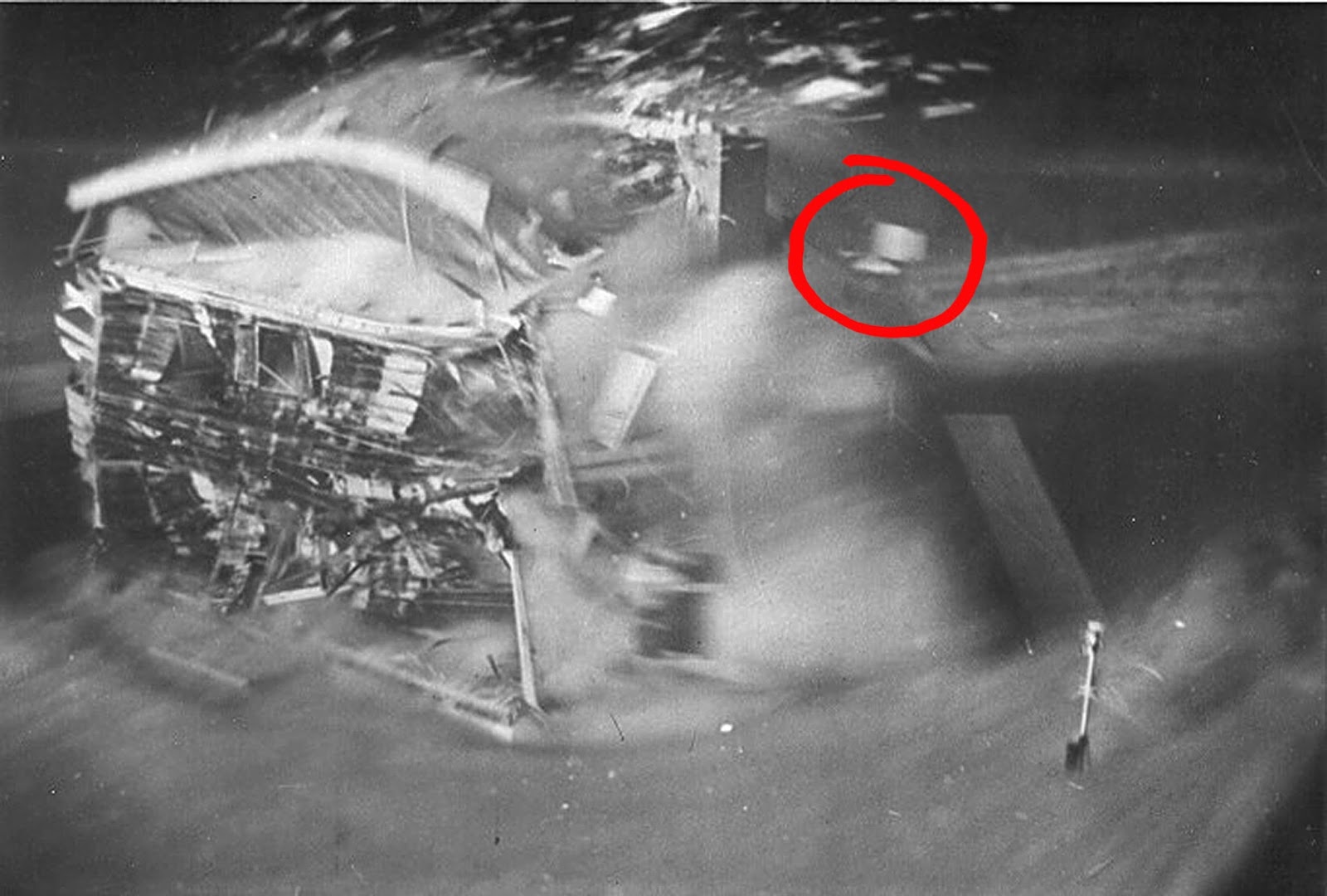 ATOMIC-ANNIHILATION: 1953 ... better toilets for World War 3