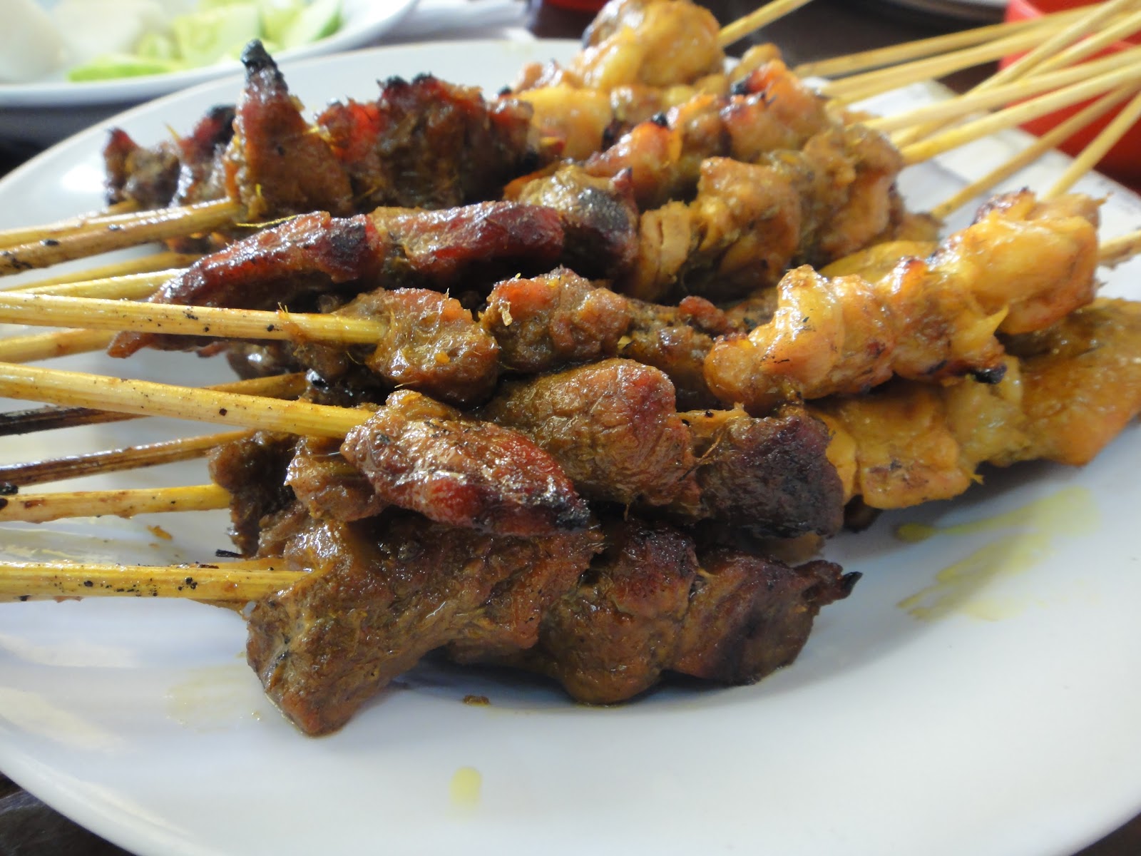 INTANBLING: makan sate kajang