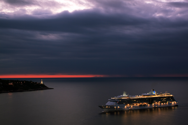 VIAJES DESDE MI SILLÓN: ANNE HOLT: "Crepúsculo en Oslo"