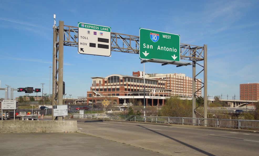 Houston in Pics: M and M Building at One Main Street- today part of the