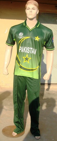 -| Shaikh Online |-: Here's the New World Cup Kit for Pakistan Cricket Team