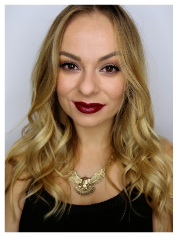 How To Take Your Face From Basic To Bad In 10 Seconds Flat | Gloss and Dirt