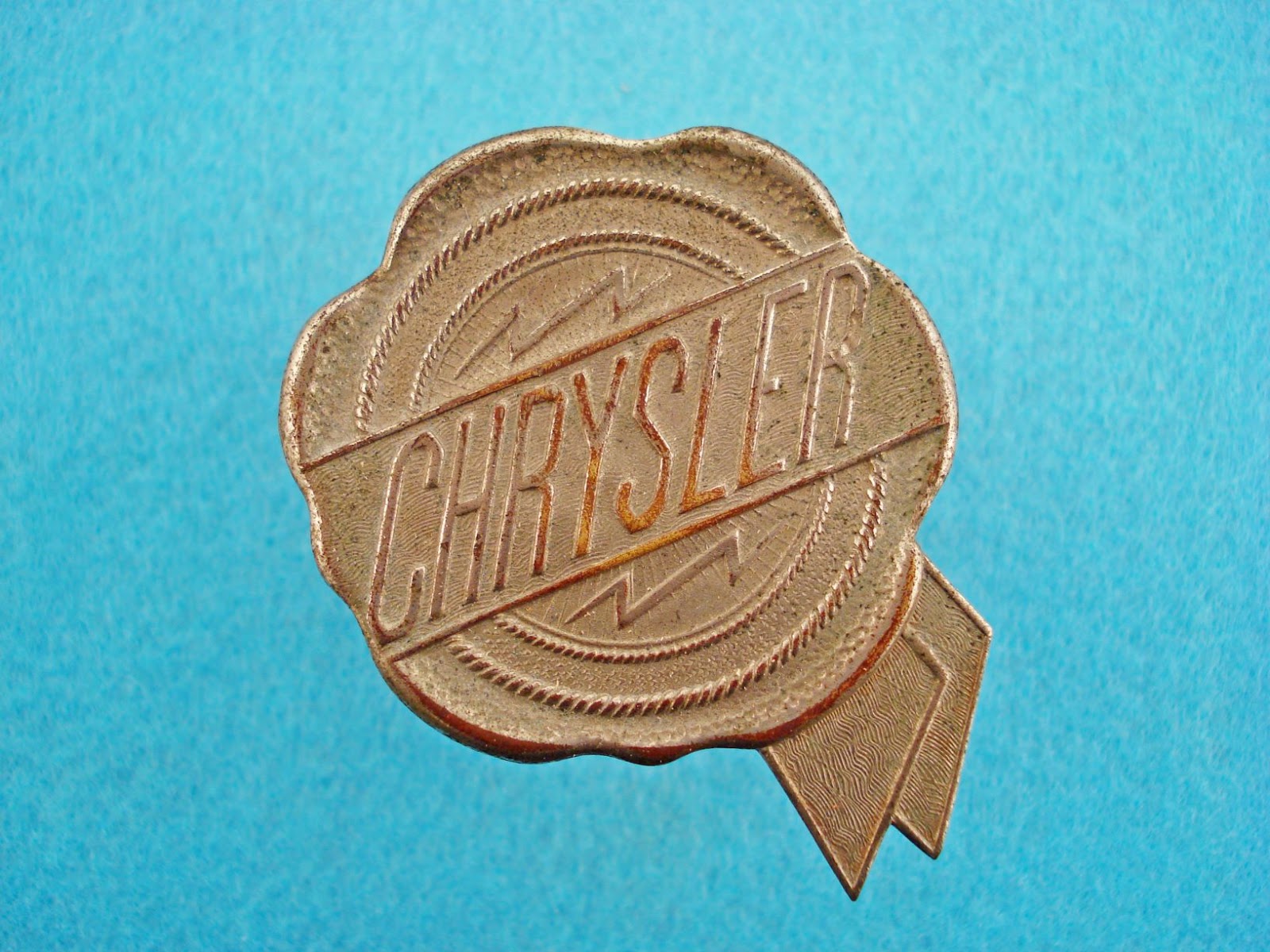 American Auto Emblems: CHRYSLER