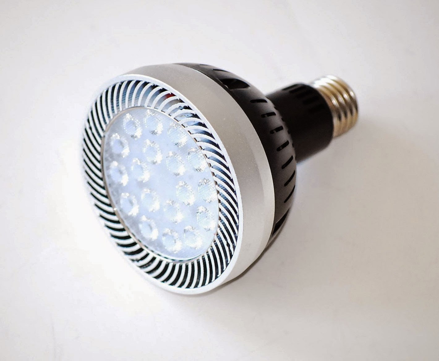 pool light: led pool light bulb