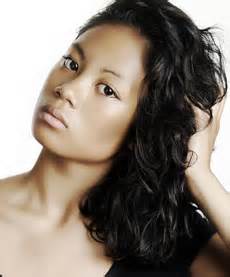 Trend model rambut Terkini: Model Rambut Ikal Yang Sesuai Dengan Jenis ...