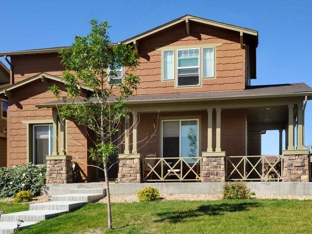 Desain Teras / Beranda Rumah Gaya Klasik Barat | Desain Rumah