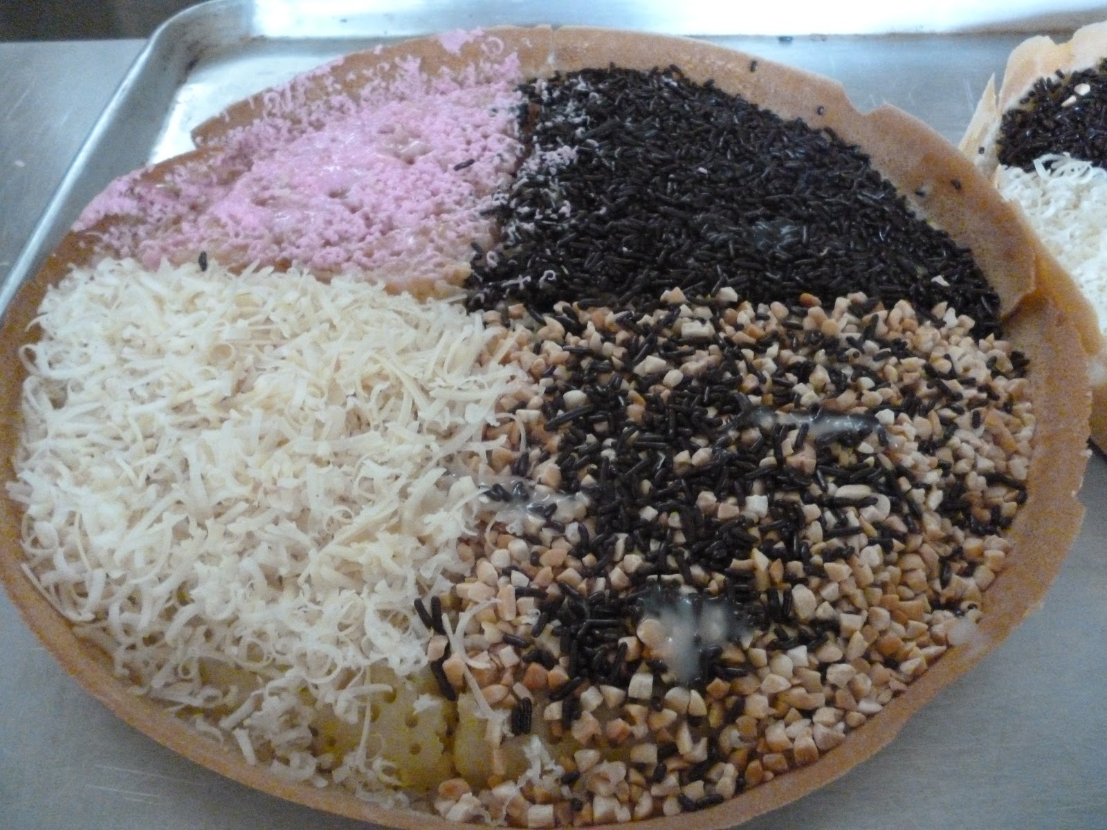 Kewirausahaan dan Pemberdayaan : CARA MEMBUAT KUE MARTABAK MANIS