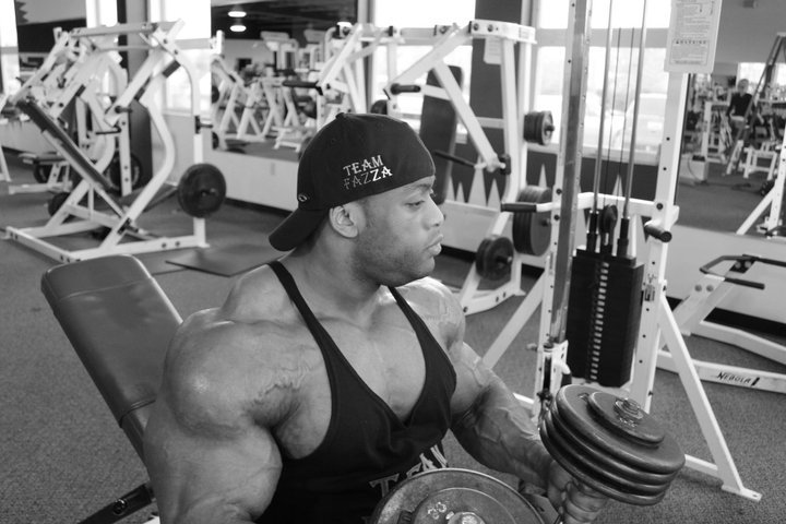 Worldwide Bodybuilders: Olympian muscle: Essa Obaid (UAE)