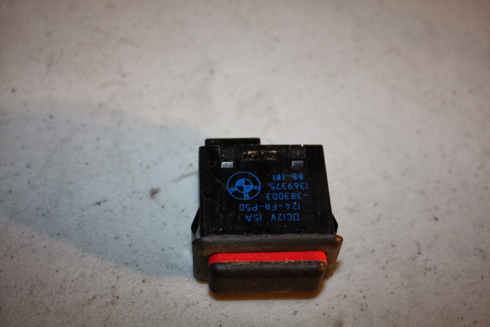 KrEvCon BMW Parts: E30 Window Lock Switch