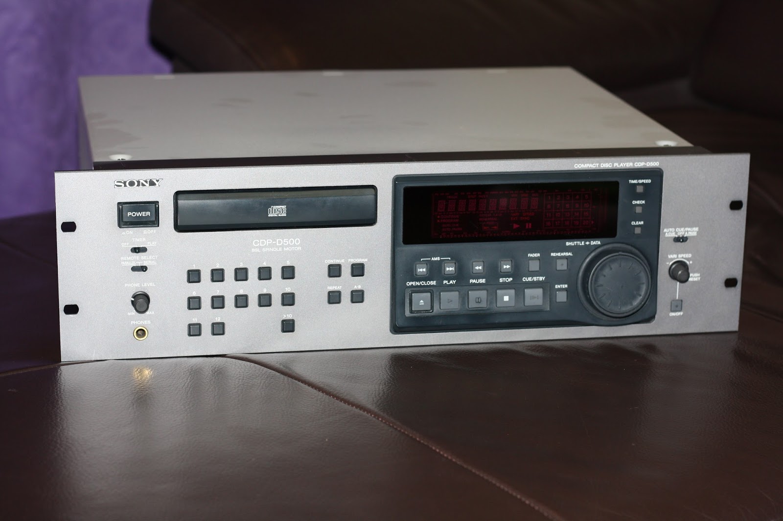 Infrequent Sound [sex.tex] technology: Sony CDP-D500 Professional ...