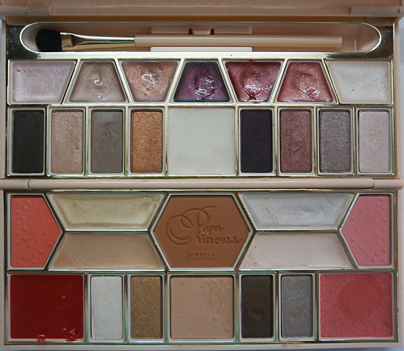 The Beauty Blogger: Pupa Princess Palette Make Up Kit