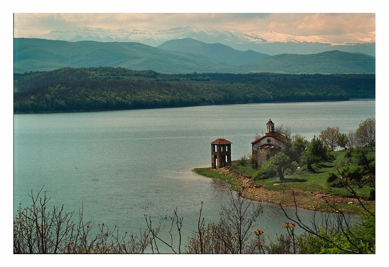 Travel Notes: Потопени спомени