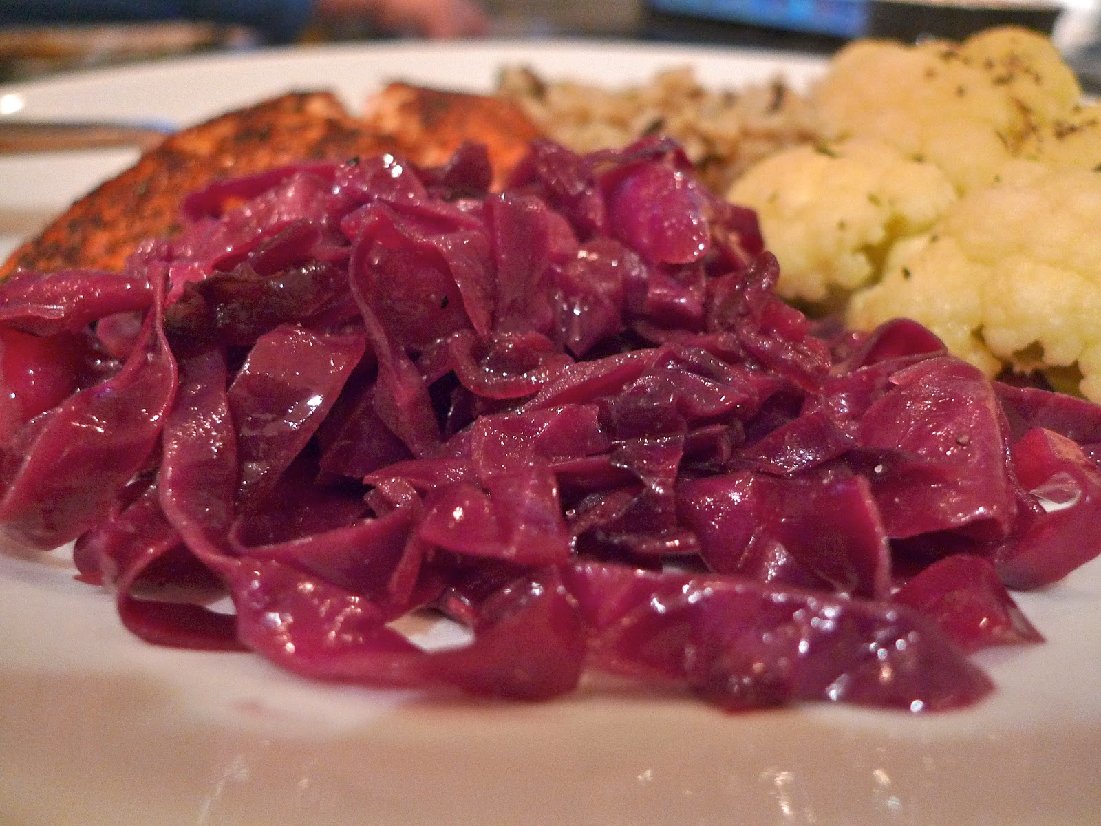 siriously delicious: Sauteed Red Cabbage