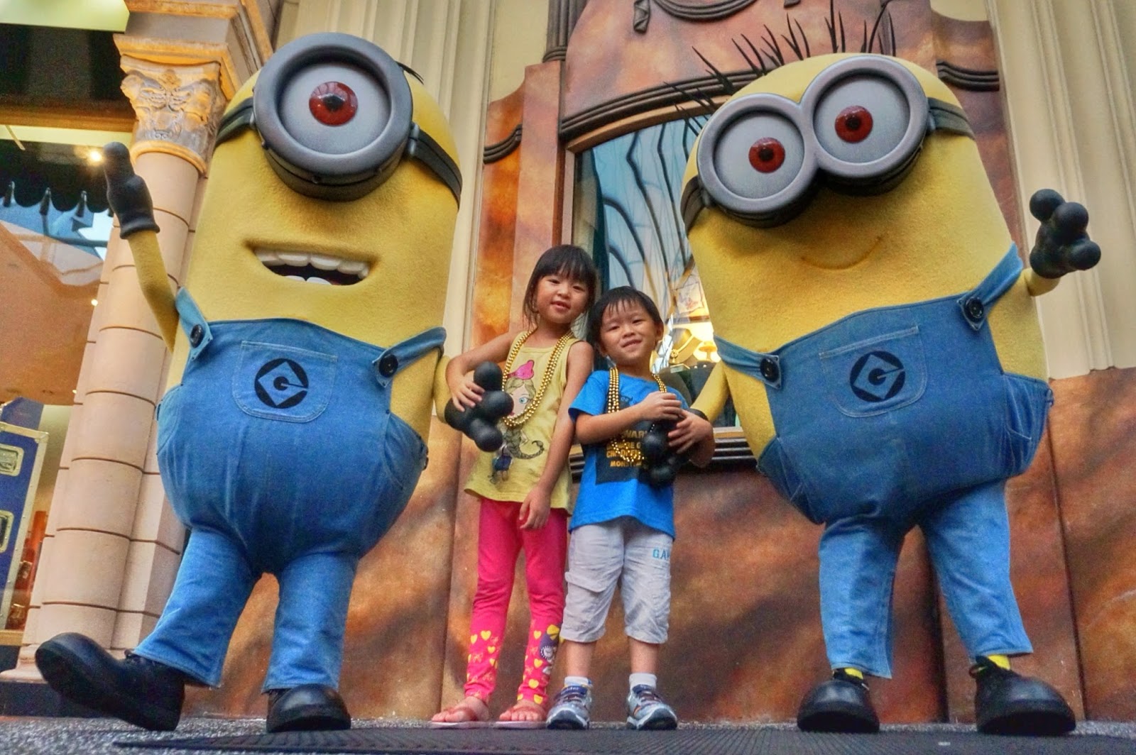The Kiddos Met The Minions Again!