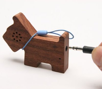 If It's Hip, It's Here (Archives): Tiny Wooden Pet Speaker For Your ...