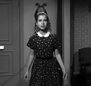 Clarke Chronicler's Horror Girls: 141 The Vampire ( 1957 )