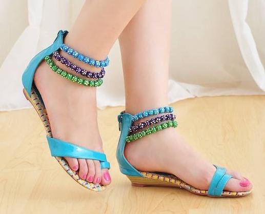 Pakistan Fashion World: Women Sandals