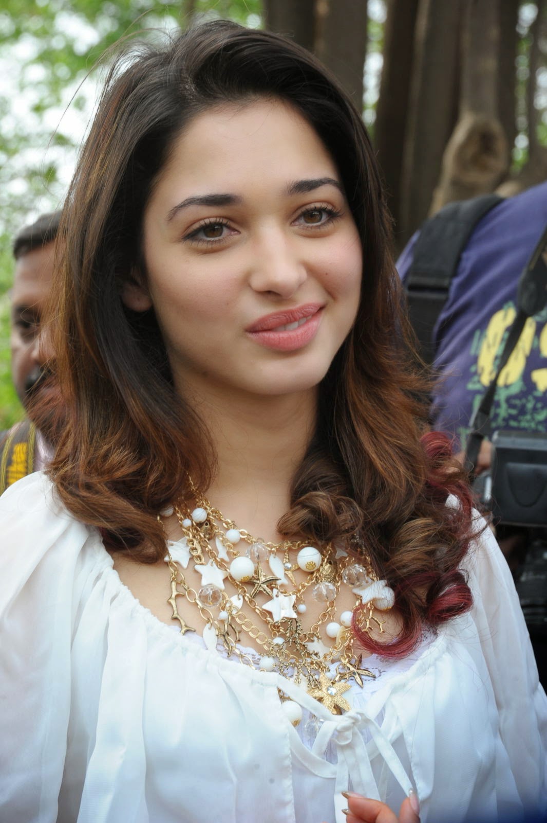 Tamanna Bhatia Hot Red lips HD Wallpapaers | Salman Khan HD Wallpaper