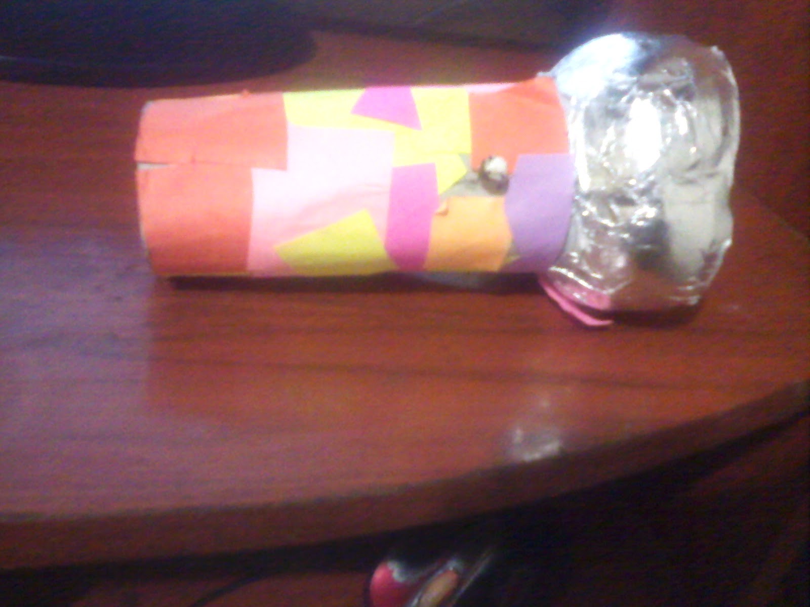 ELECTRICIDAD: ELABORANDO MI LINTERNA RECICLADA