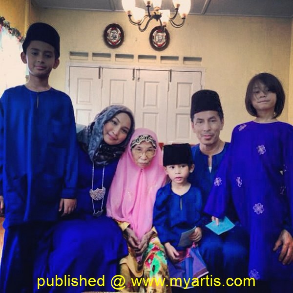 MYARTIS.COM | MYARTIS | MY | ARTIS: 9 PHOTO RAYA - AMY SEARCH & KELUARGA