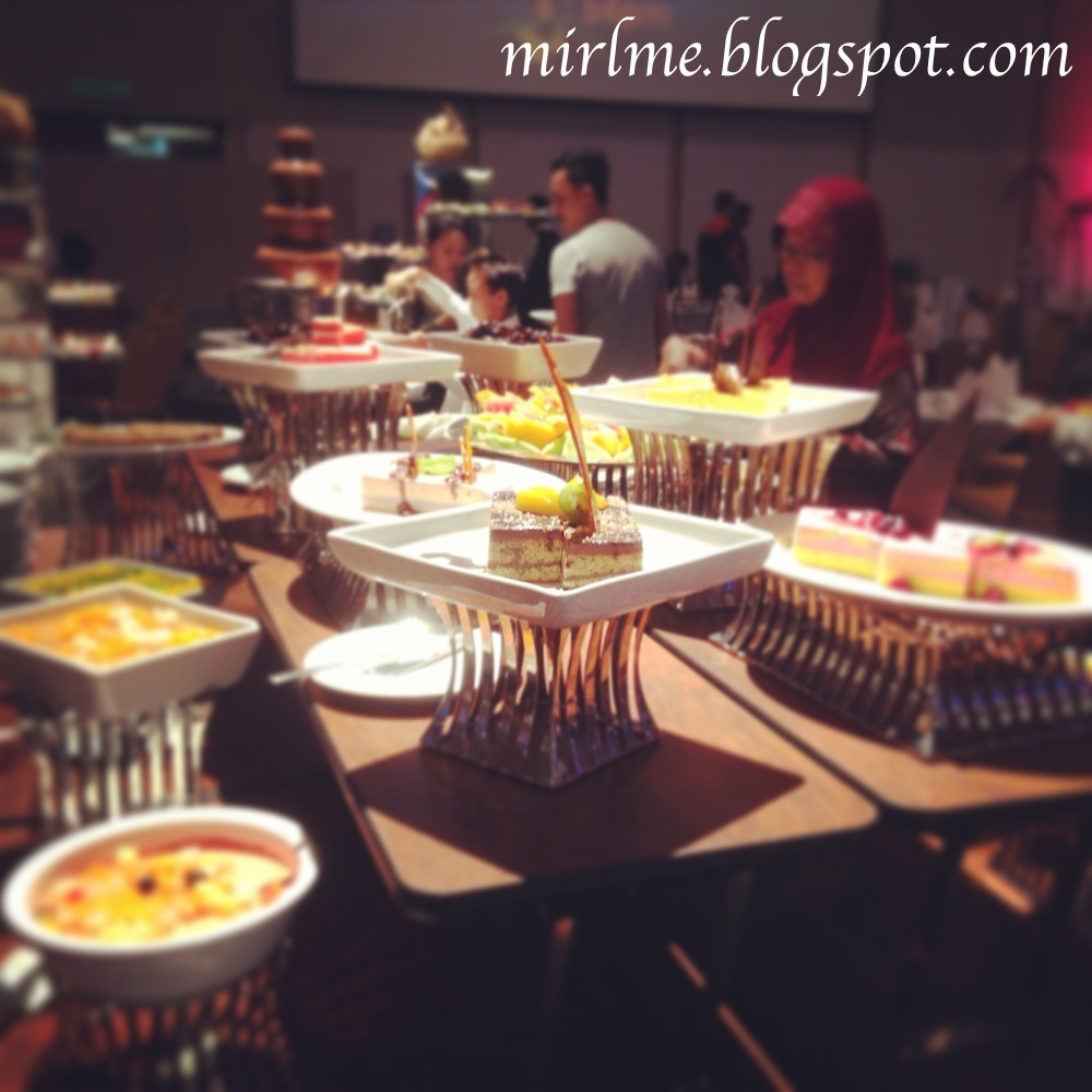 Mirlme Blog: Berbuka Puasa di Borneo Convention Centre Kuching (BCCK ...