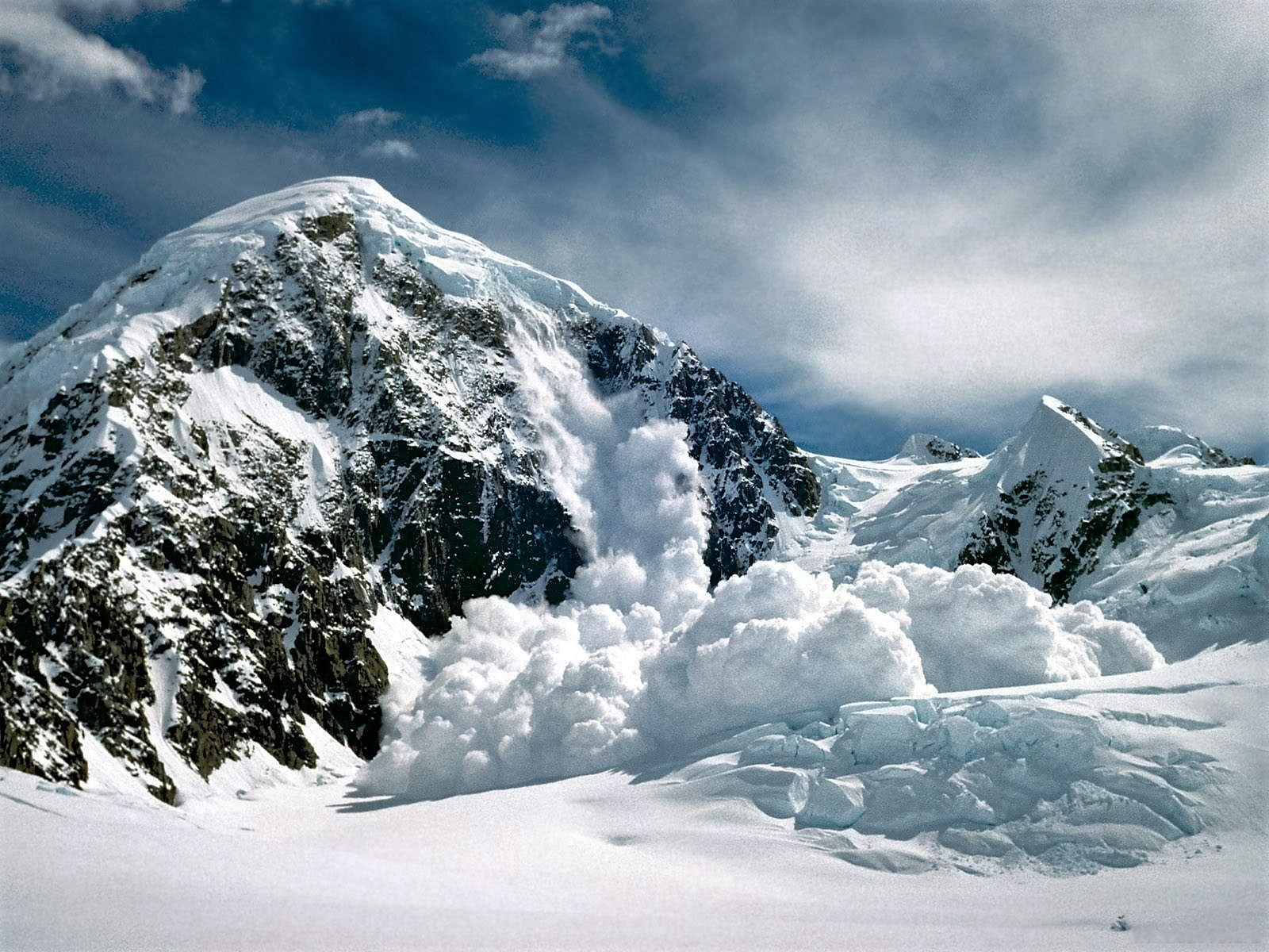 Fieggentrio: Lawines. Wist je dit al over lawines?