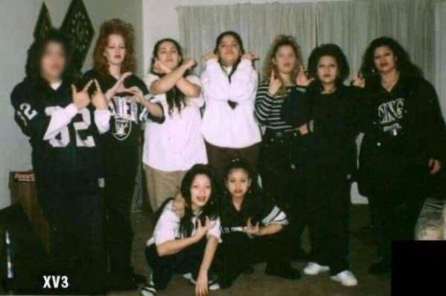 Chola Style and Culture: 40 Fascinating Vintage Photos of Latina Gangs ...