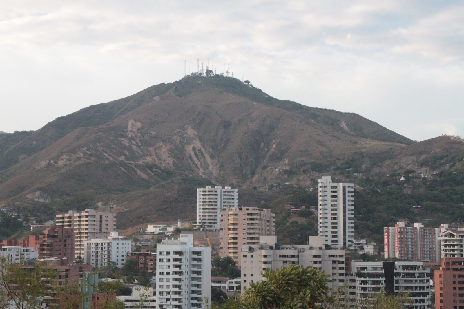 Un Loco Deseo por el Mundo: Cali (Colombia) - La capital de la salsa y ...