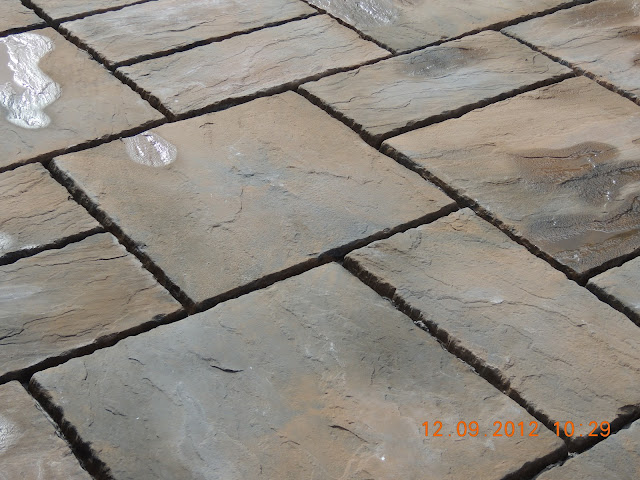 CWM LLYNFI BRICKLAYING : Rustic concrete slabs