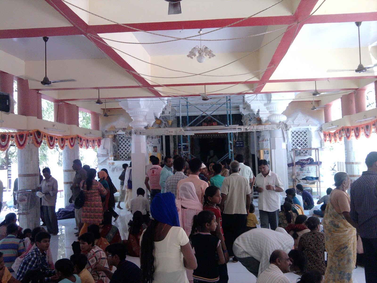 Hare Krishna: Nareshwar Dham - Shri Rang Avadhoot Maharaj .... Near ...