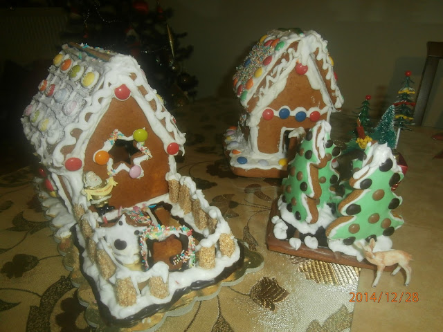 ΠΛΑΘΩ ΖΥΜΑΡΑΚΙΑ ΜΕ ΤΑ ΔΥΟ ΧΕΡΑΚΙΑ ..: GINGERBREAD ΜΠΙΣΚΟΤΑΚΙΑ ΚΑΙ ΤΟ ...