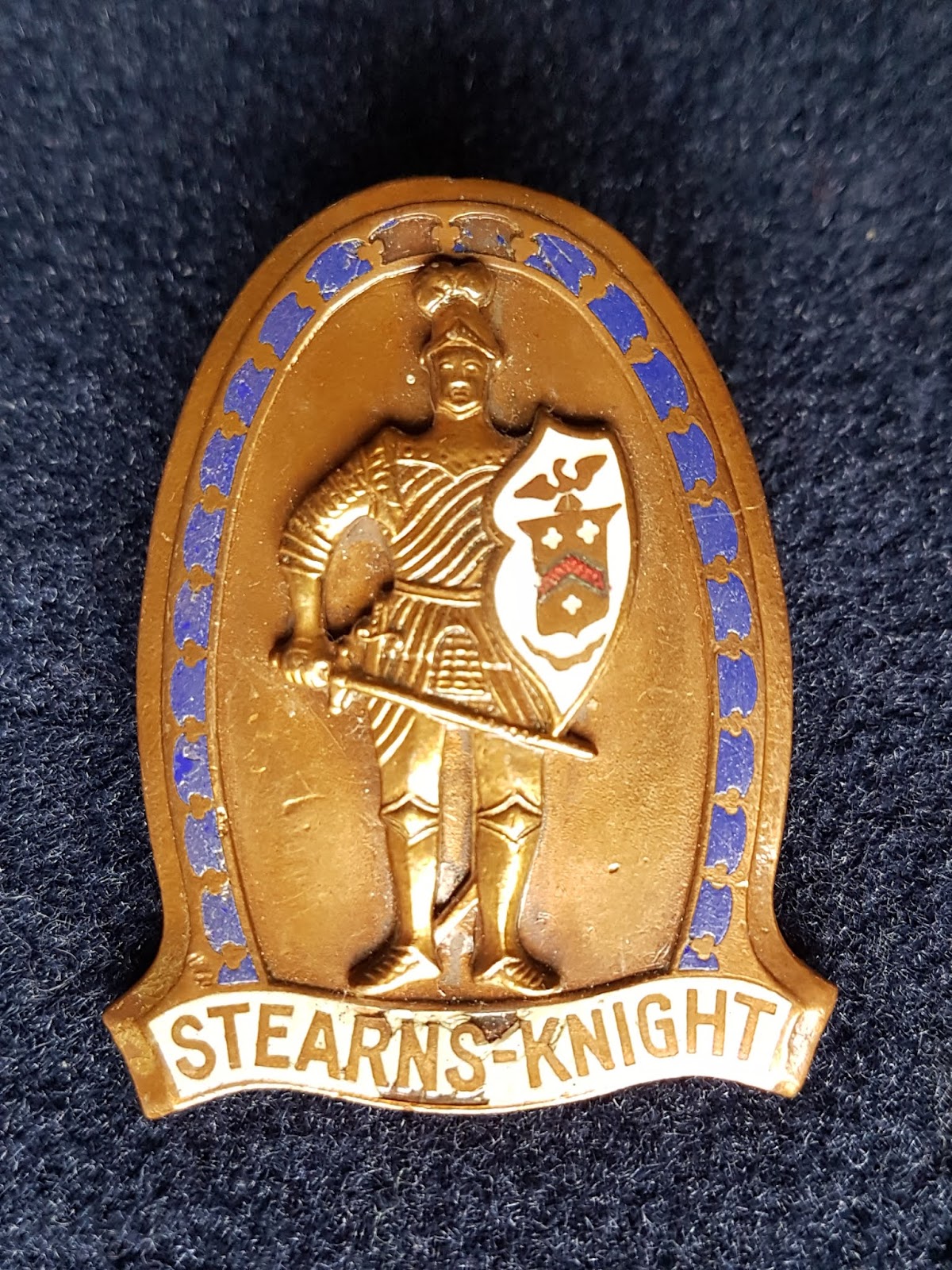 RadiatorEmblems: STEARNS - KNIGHT / USA