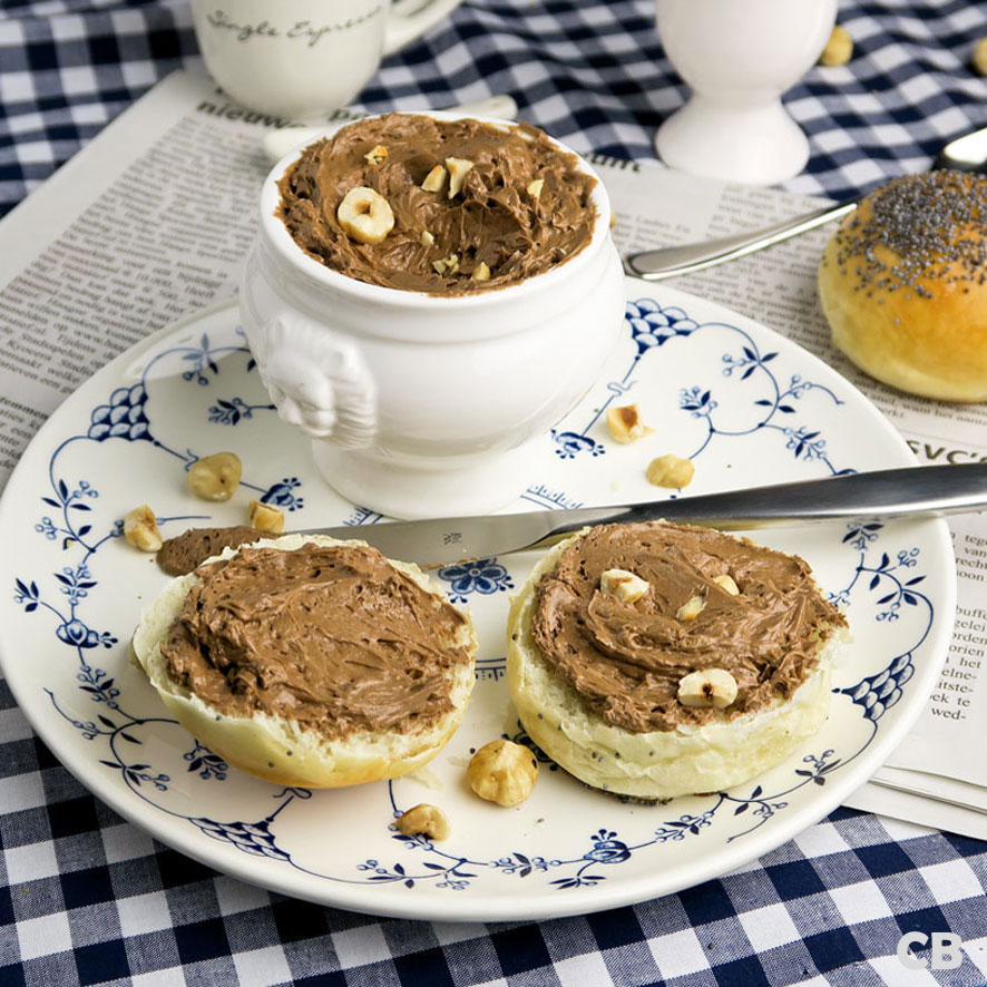Culinaire Bagage: Zelfgemaakte chocoladepasta met of zonder hazelnoten