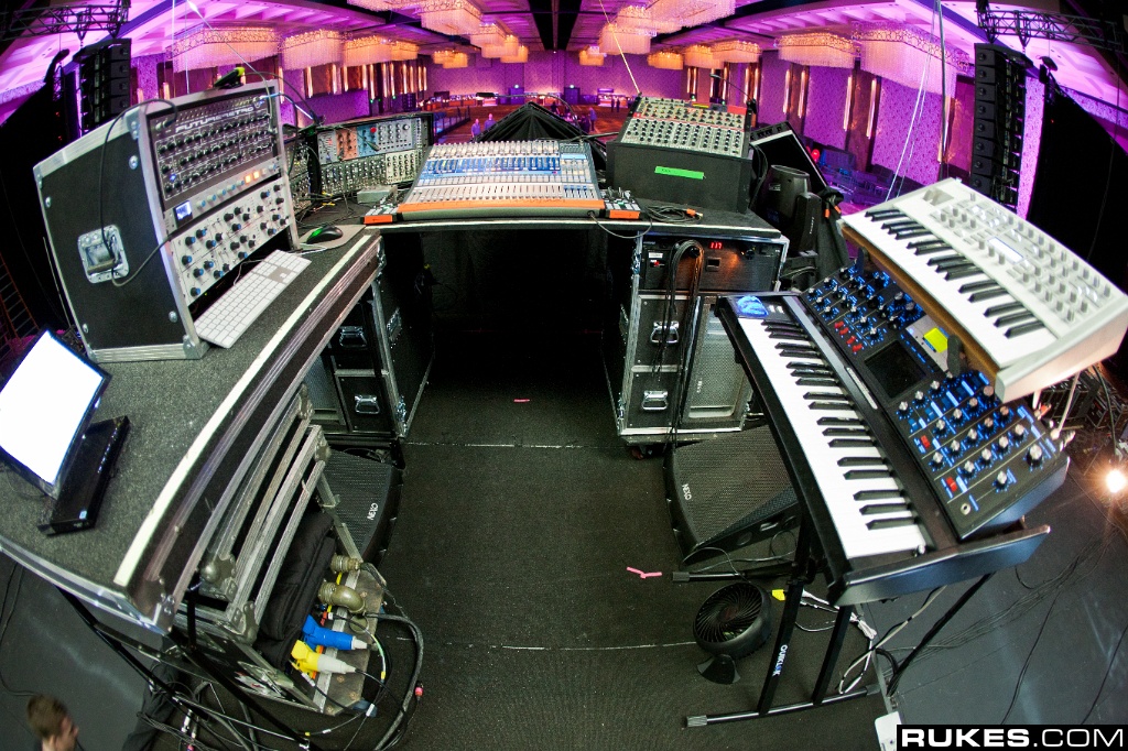 Mooder's Tech Blog: Live sound!