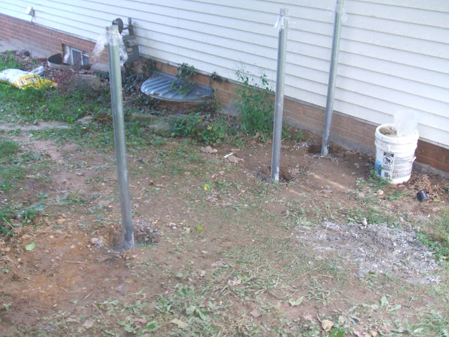 DIYnewbies: How to Build a Chain Link Gate