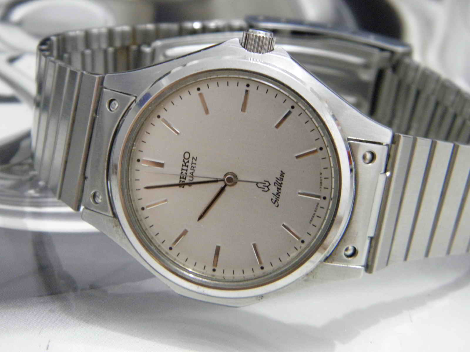 kiosku: sold, seiko silver wave