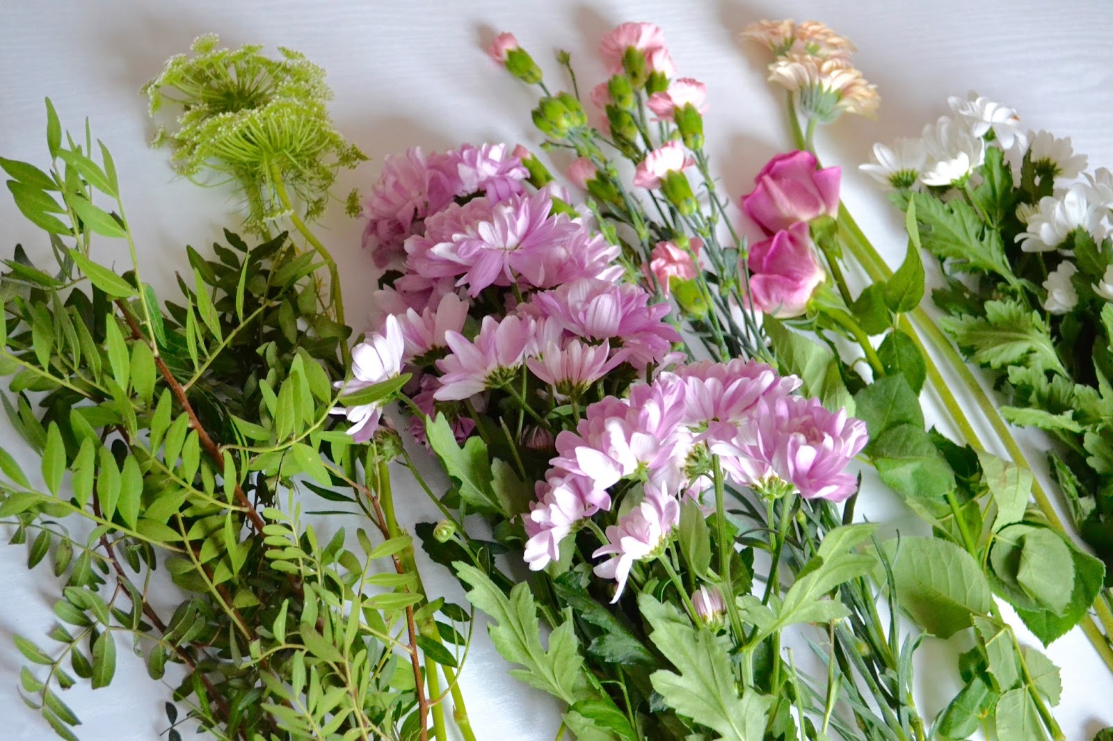 DIY Gift | Fresh Flower Gift Box | The Things She Makes