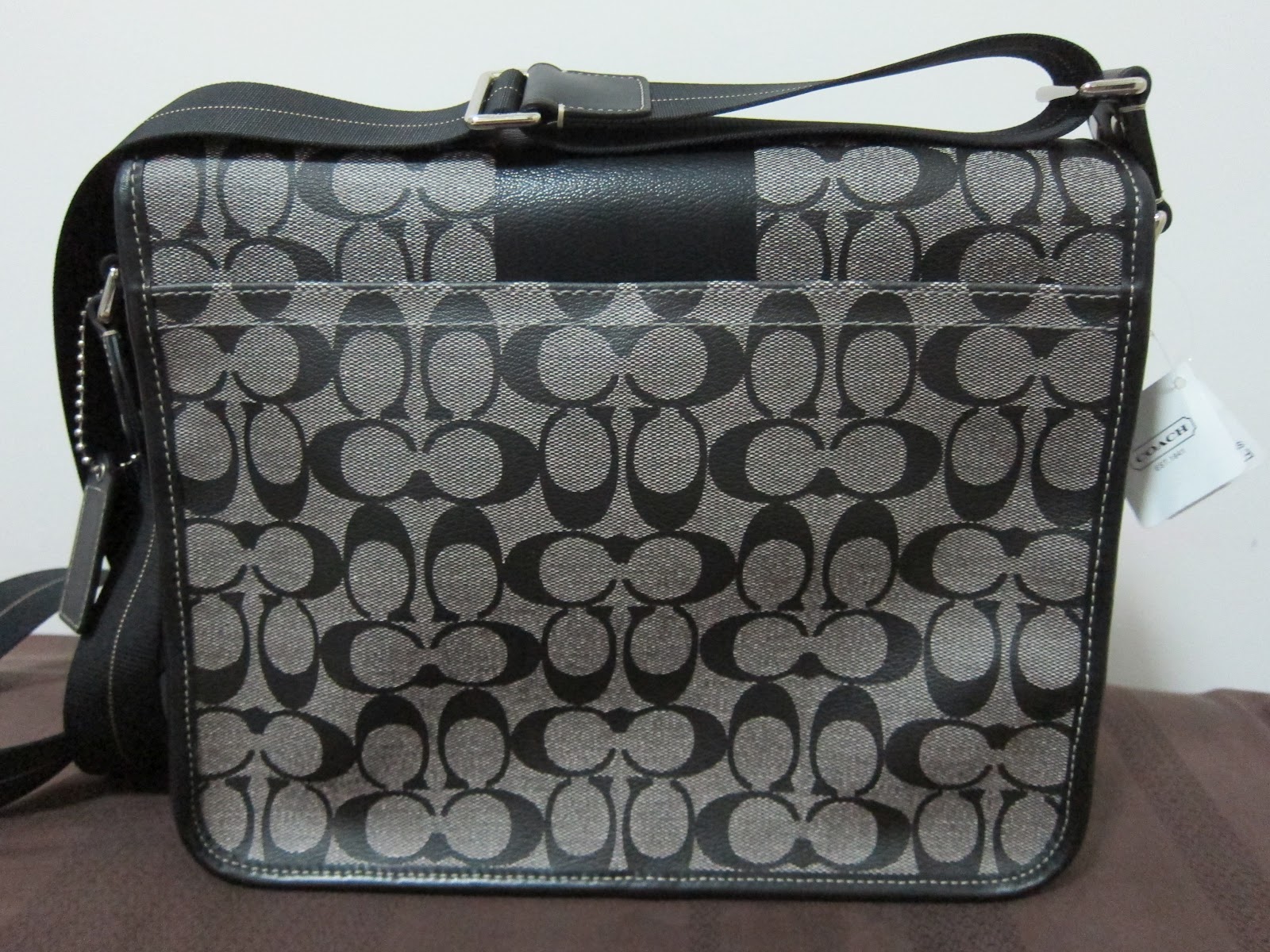 MyYeoja Style: Rare Authentic Brand New Coach F70432