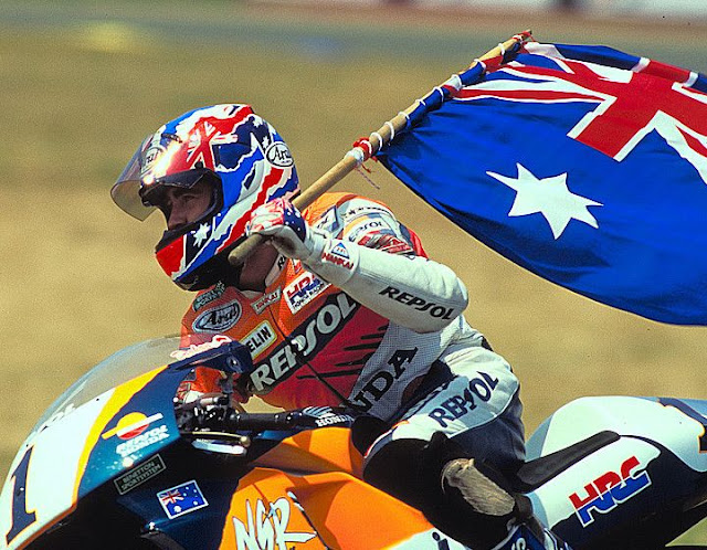 samurai‐bikers: Arai Racing Helmet Mic Doohan REPSOL HONDA racing ...