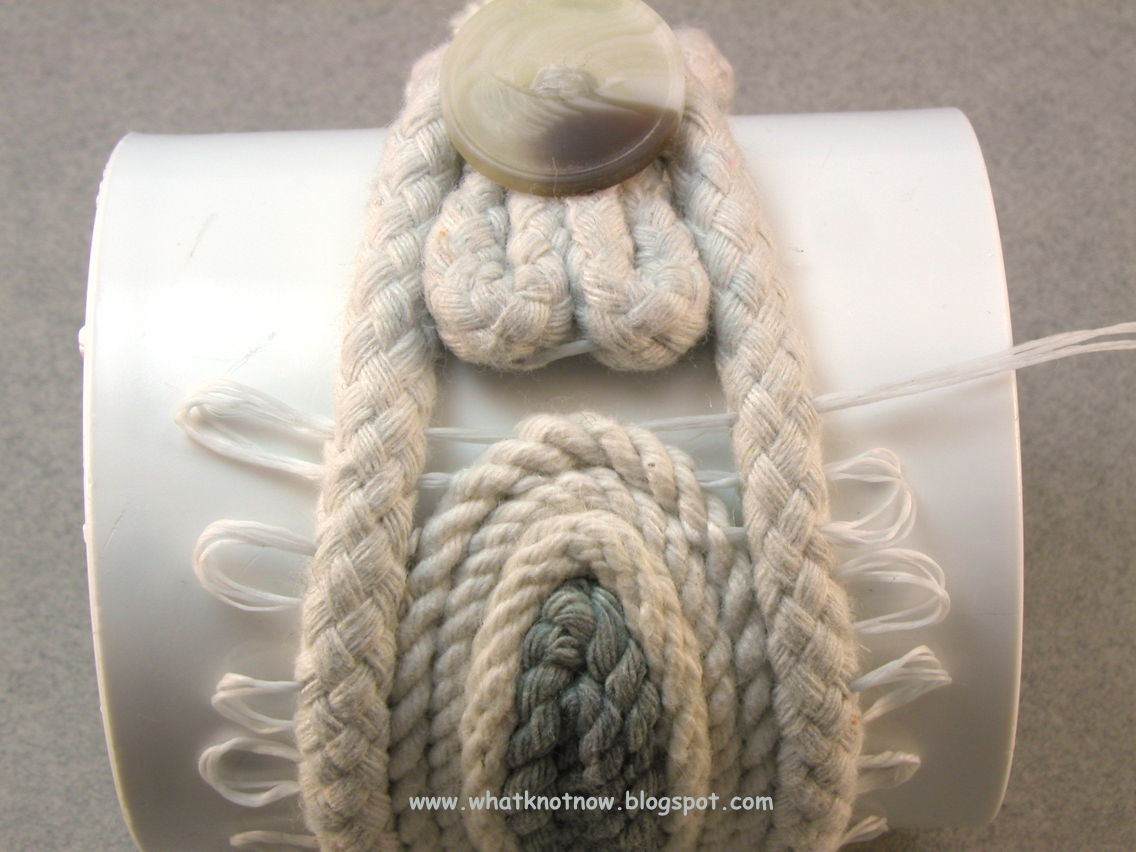 Knots and fiber bracelets: one button tutorial part 6 tensioning the ...