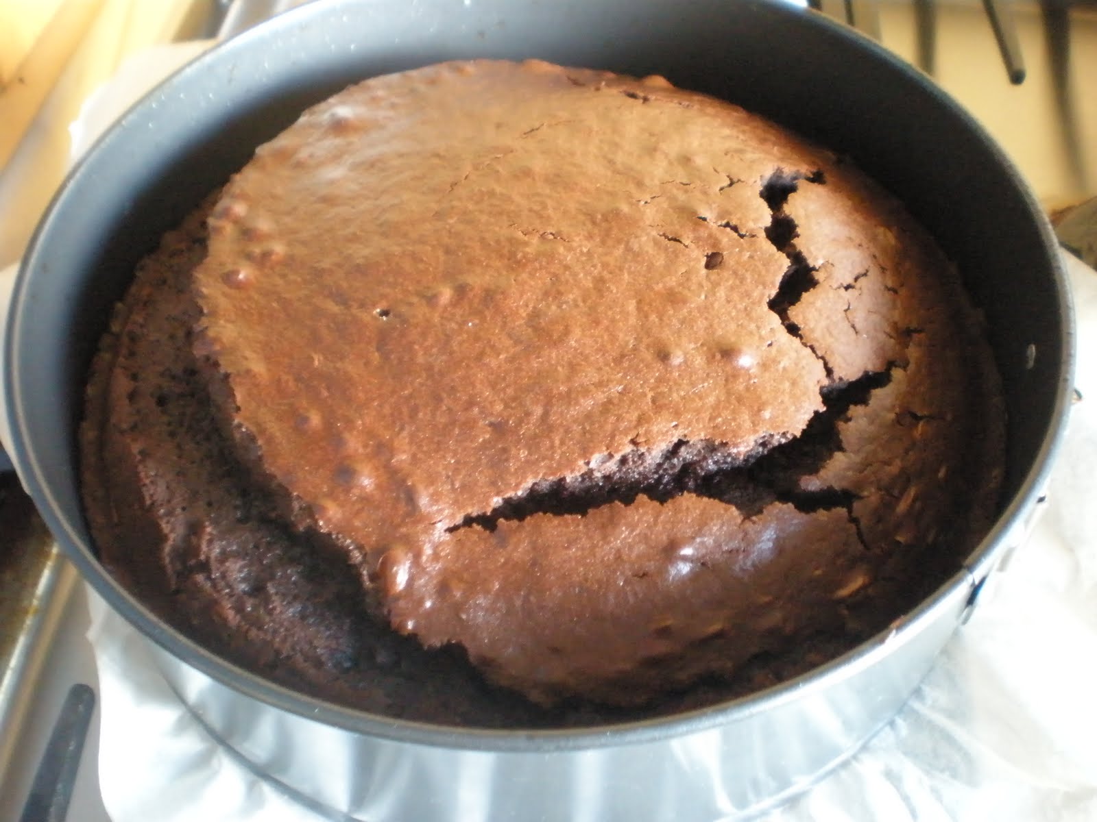 The InTolerant Chef ™: Secret Ingredient Cake