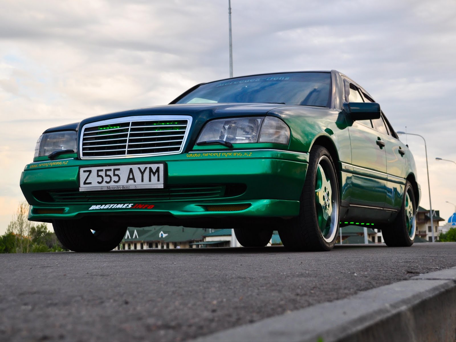 Mercedes-Benz W202 GREEN KICK-ASS | BENZTUNING