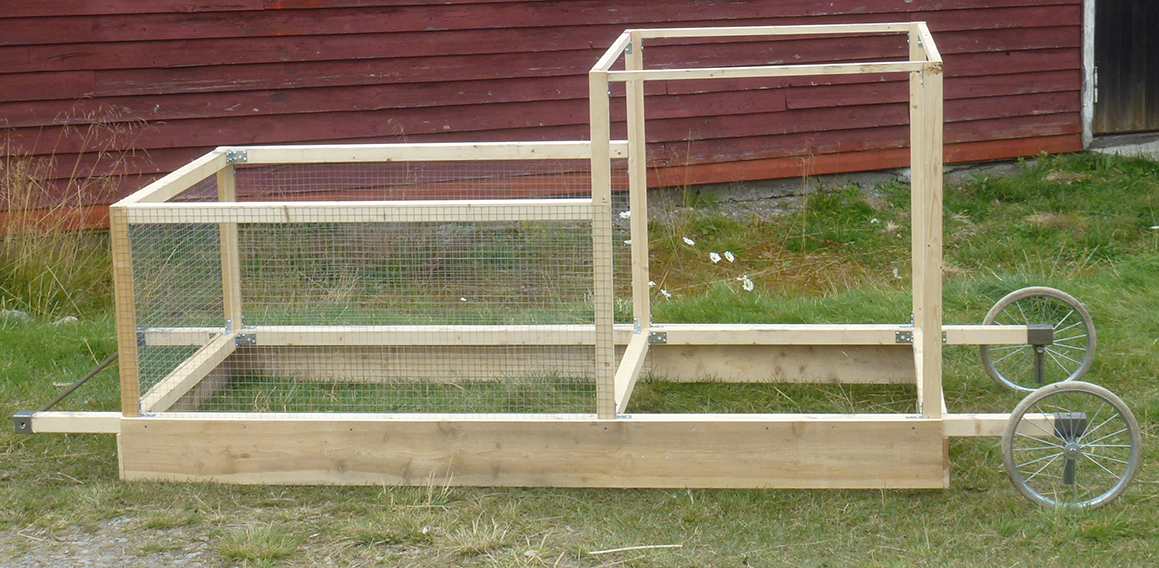 Forsnäs Hemman: Kaninbur på hjul- bildserie över konstruktionen