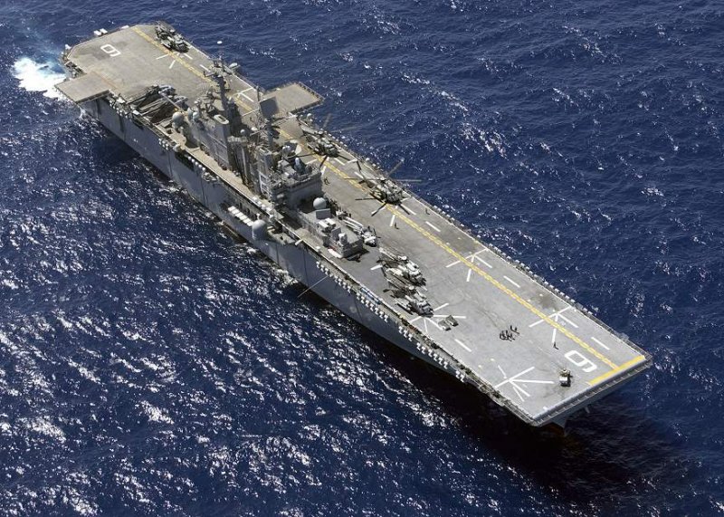 Coronel Von Rohaut: Un LHD "en route"