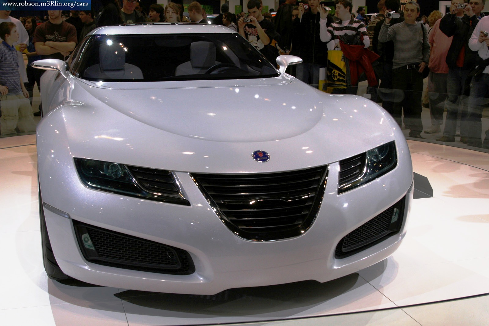 Auto: Latest Saab