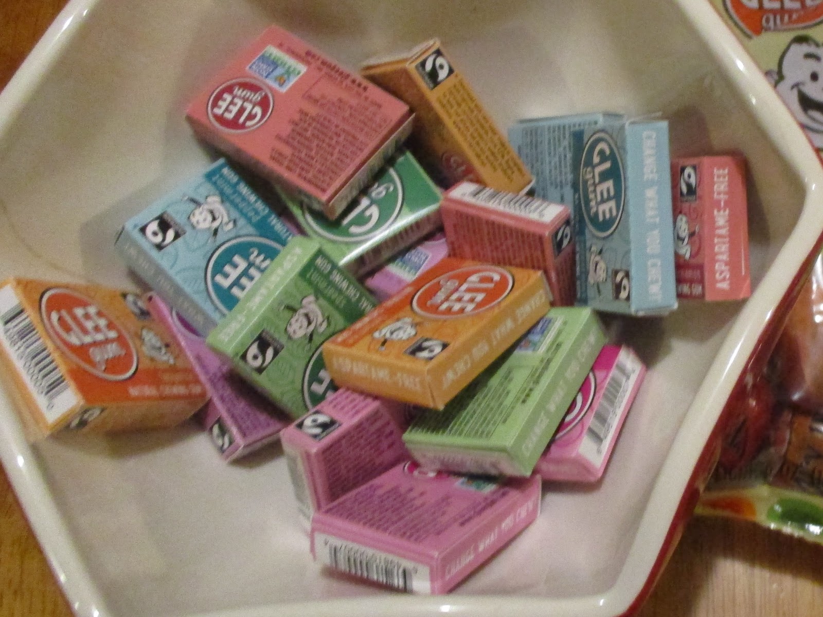 Missy's Product Reviews : Glee Gum Pops & Penny Samples Gum Holiday ...