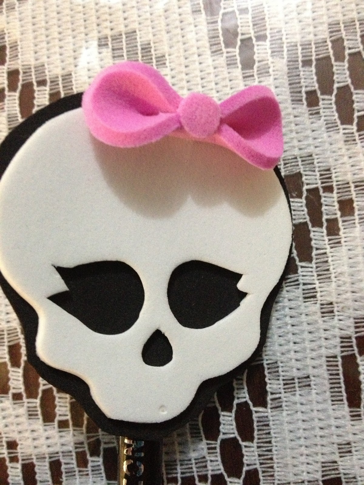 Fábula dos Sonhos: Aniversário Caveira Monster High